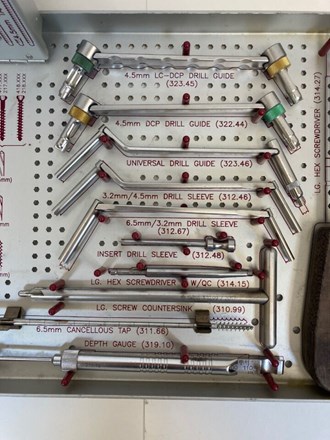Synthes - Basic Instruments Set