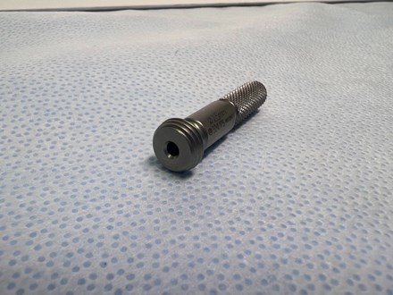 Synthes - Wire Guide