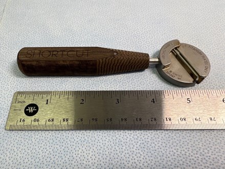 Synthes - Plate Cutter