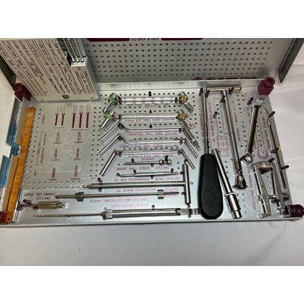 Synthes Basic Instruments Set