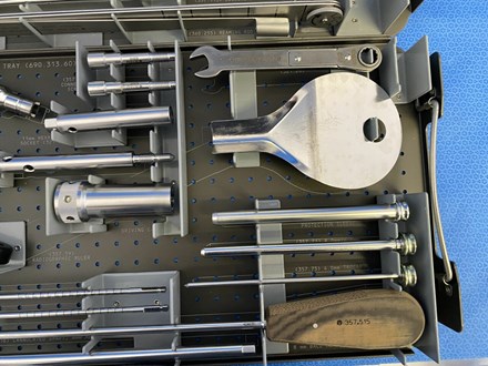 Synthes - Insertion and Locking Set