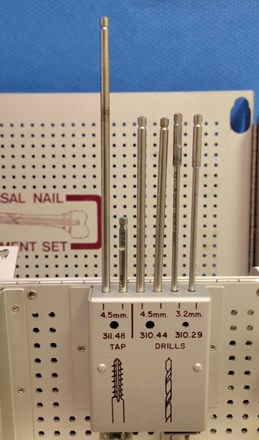 Synthes - Nail Instrument System