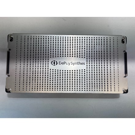 Synthes Universal Small Fragment V/A LCP Clavicle System