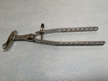 Synthes - Forceps