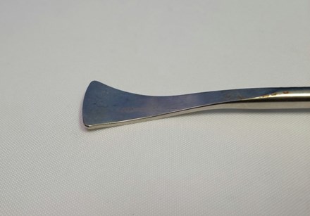 Synthes - Retractor
