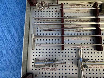 Synthes - Screw System Set