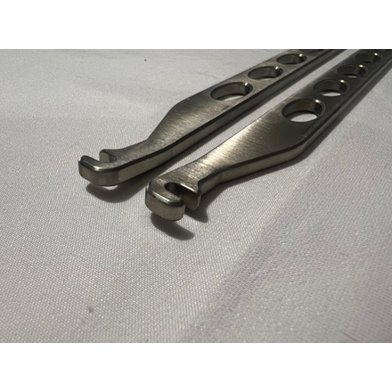 2883-05-600 Left & Right 3.5mm Rod Bending Irons