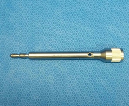 Synthes - Extraction Screw