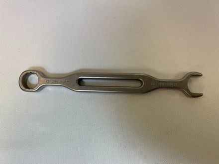 Synthes - Anti-Torque Wrench