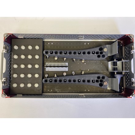 Synthes 145.472 Ti LISS Proximal Tibia Plate & Insertion Guide Set