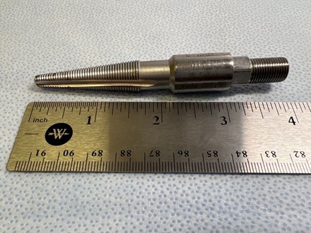 Synthes - Conical Bolts