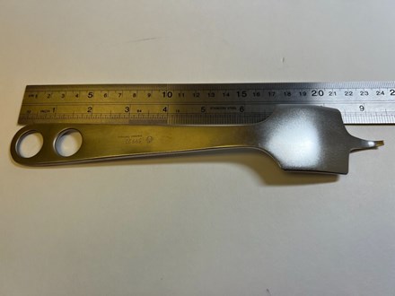 Synthes - Hohman Retractor