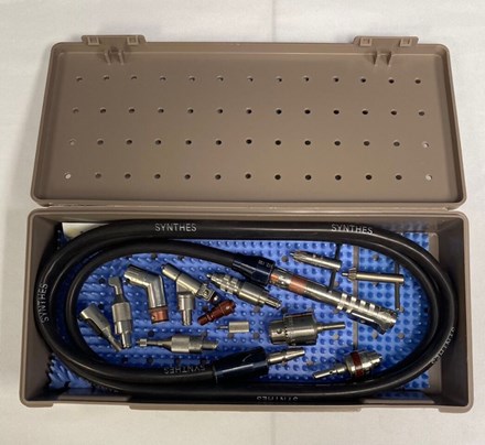 Synthes - Air Machine