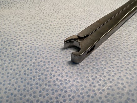 DePuy 2770-30-110 Expedium 5.5 Kerrison Rod Holder, orthopedics, spinal ...