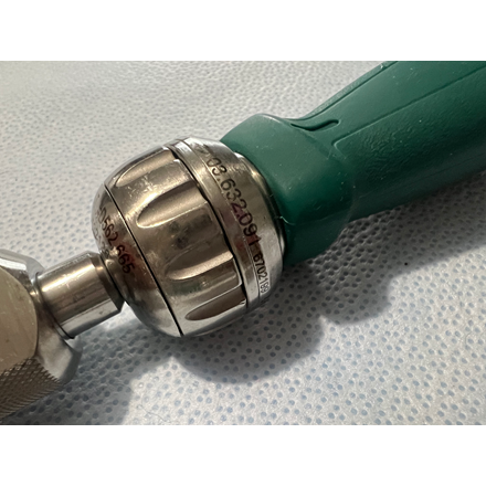 03.632.091 Matrix Spine System Handle w/ Ratchet Wrench