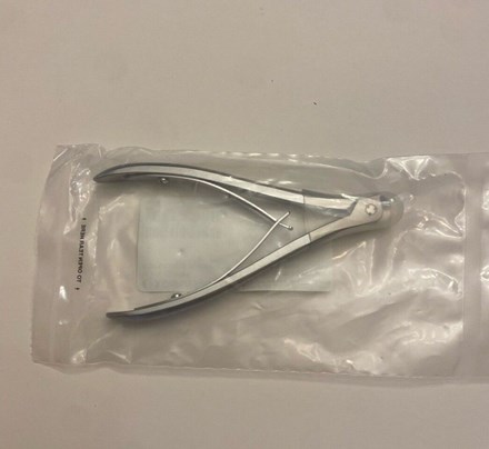 Synthes - Plate Cutter