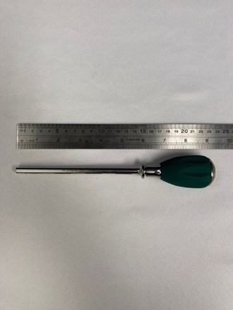 Synthes - Pin Driver