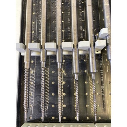 Synthes Spine Pedicle Prep Navigated Solid Instruments Set