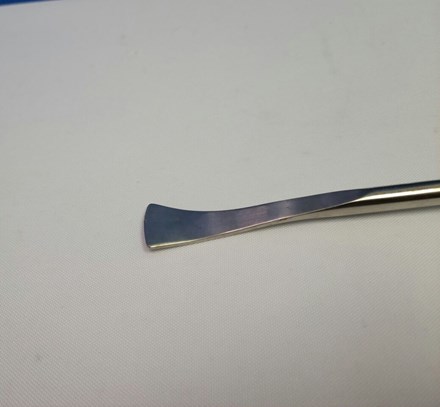 Synthes - Retractor