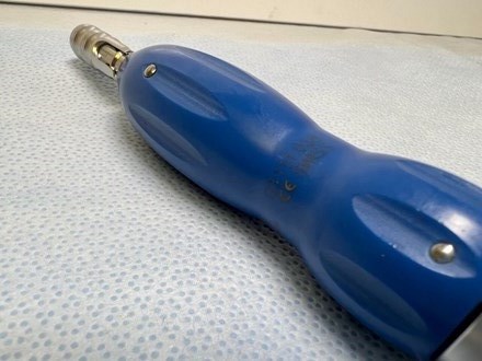 Synthes - Handle