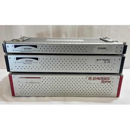 Synframe RL Radiolucent Retractor System