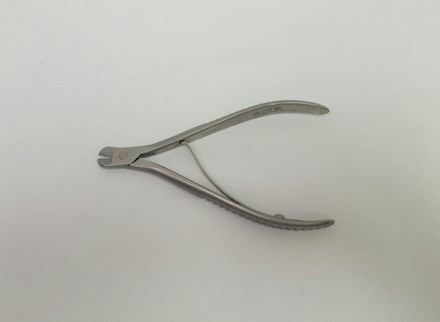 Synthes - Plate Cutter